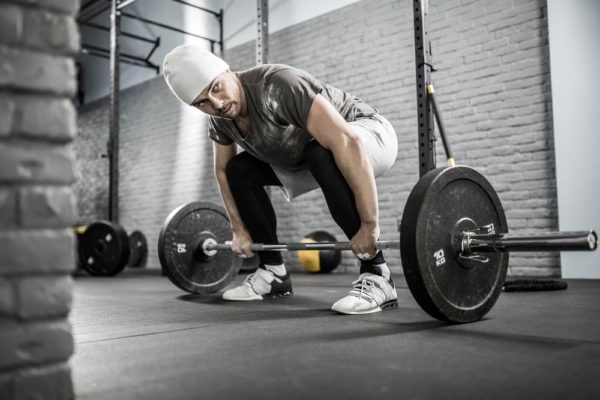 How To Perform The Pendlay Row In 3 Easy Steps - HeroMuscles